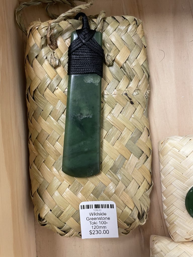 Wildside Greenstone Toki 100-120mm - Toi Toi Maori Art & Gift Shop